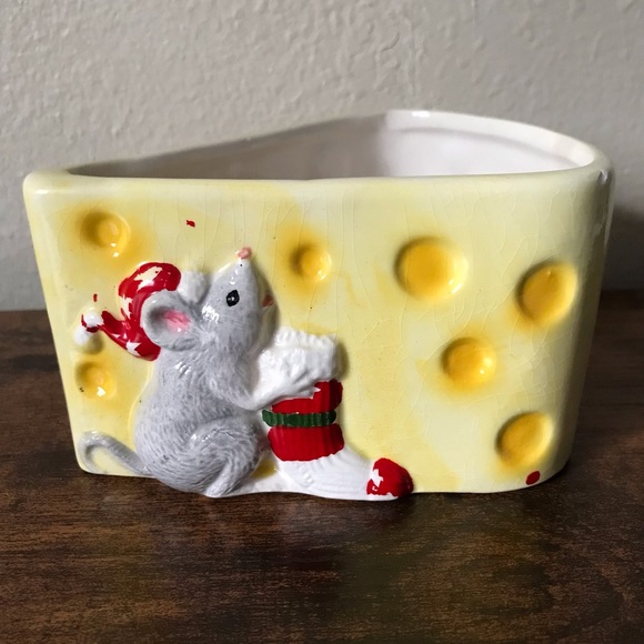 Unique Vintage | Holiday | Christmas Cheese Mouse Ceramic Bowl | Poshmark